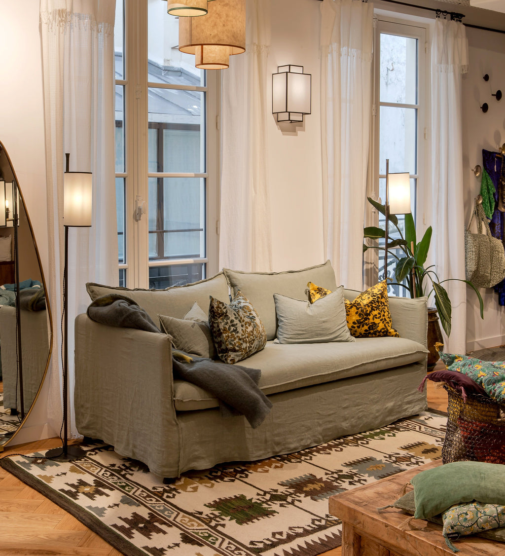 Holi 180 Sofa - Caravane