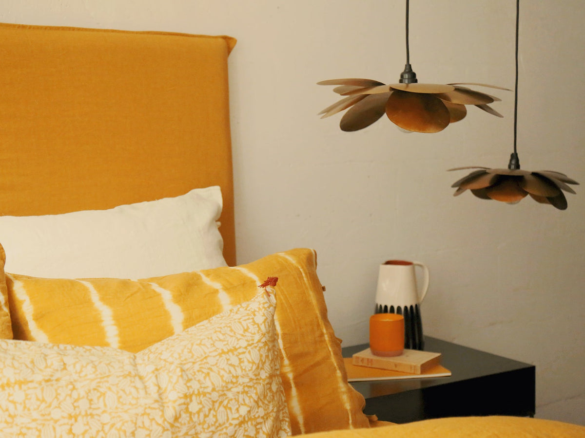 Suspension en métal doré Cosmos - Caravane